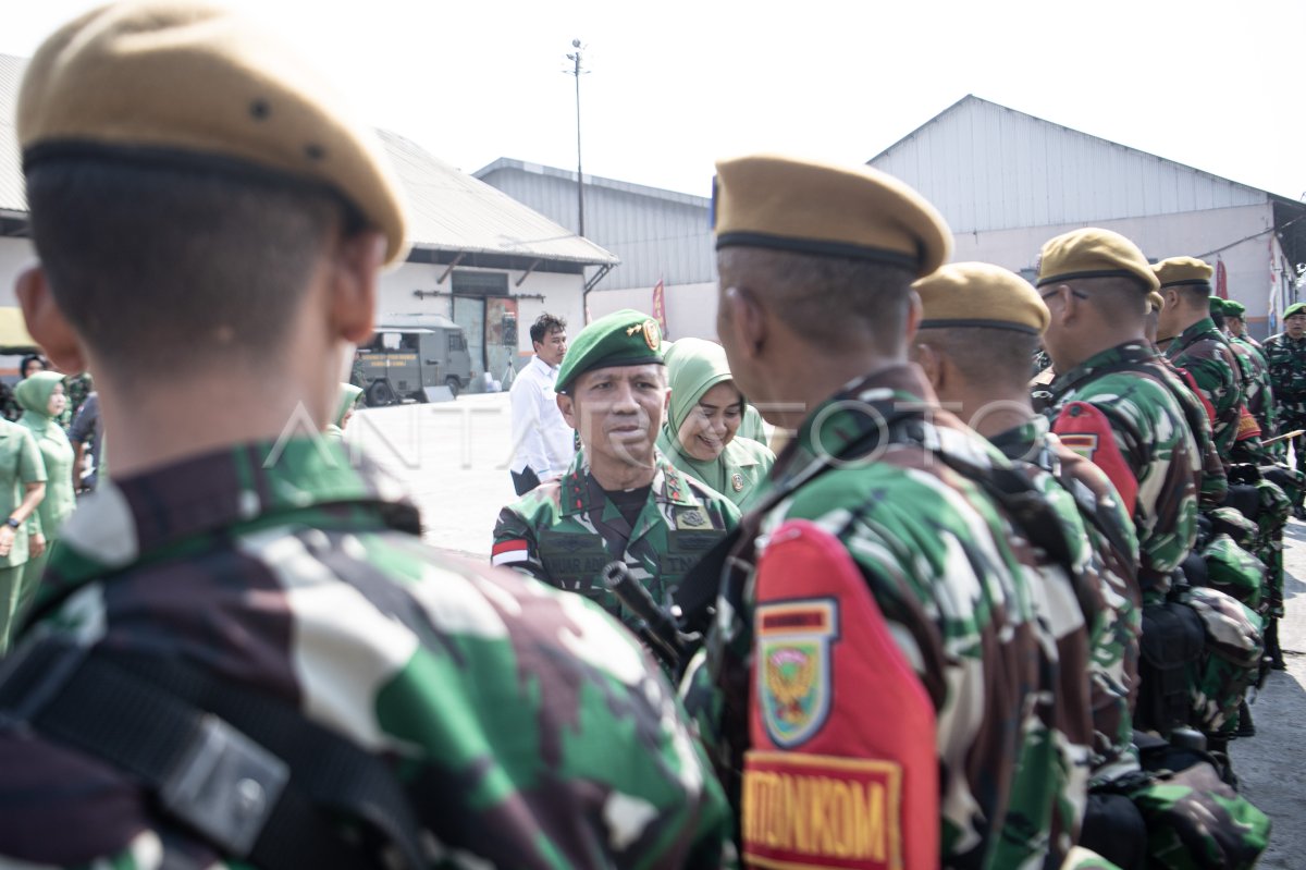 Pemberangkatan Satgas Pamtas RI-Malaysia | ANTARA Foto