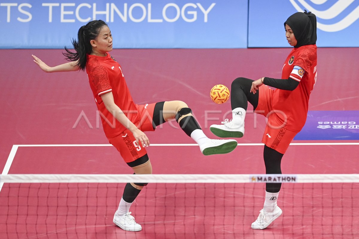 Sepak takraw quadrant putri Indonesia raih medali perak | ANTARA Foto Sepak takraw quadrant putri Indonesia raih medali perak | ANTARA Foto