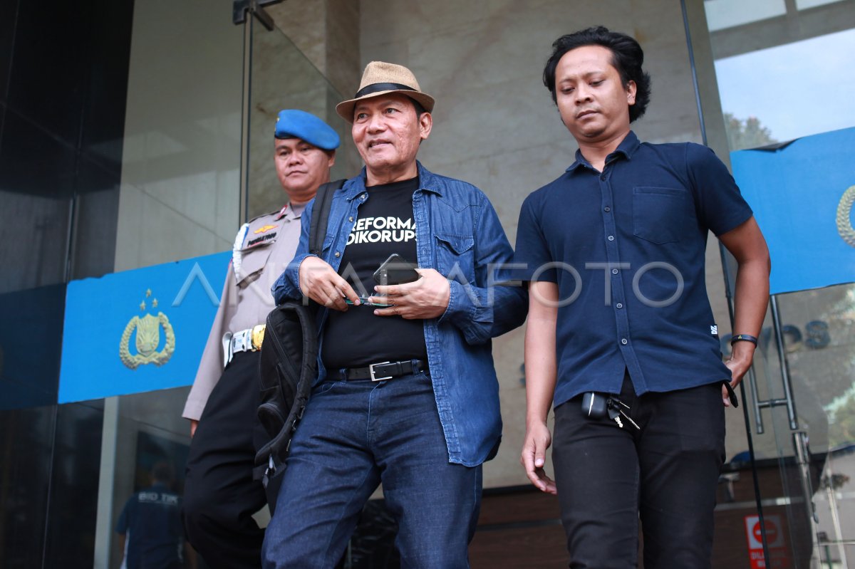 Pemeriksaan Saut Situmorang | ANTARA Foto Pemeriksaan Saut Situmorang | ANTARA Foto