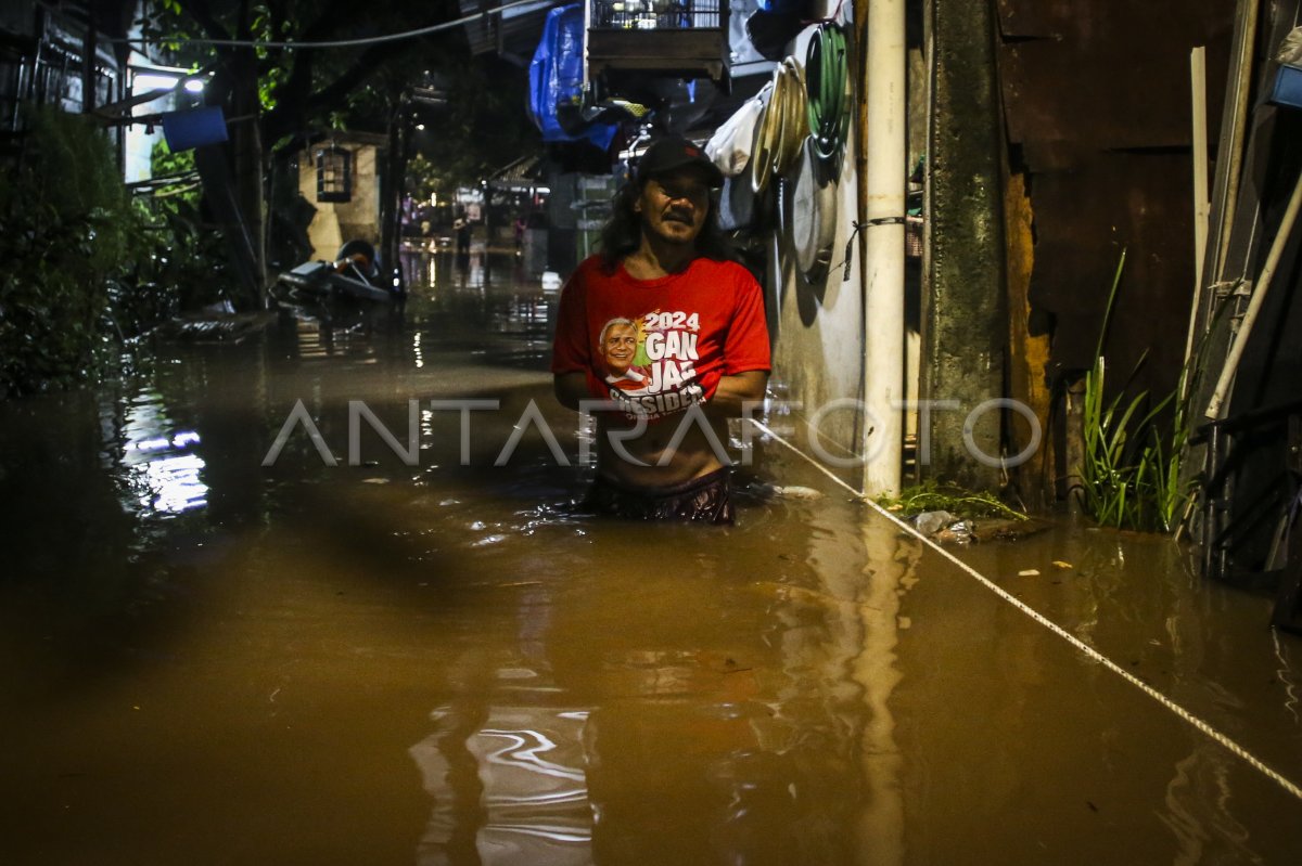 Banjir di Cilandak | ANTARA Foto