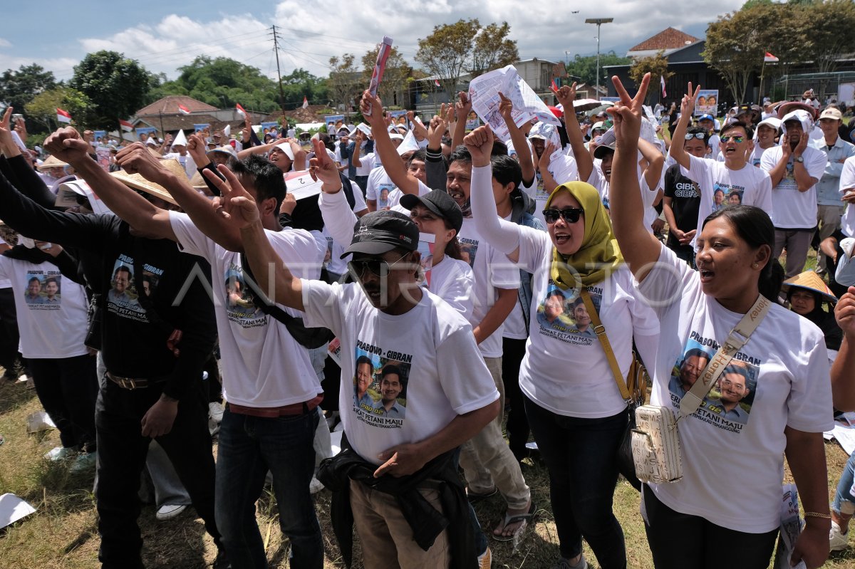 Deklarasi petani tembakau dukung Prabowo-Gibran | ANTARA Foto Deklarasi petani tembakau dukung Prabowo-Gibran | ANTARA Foto