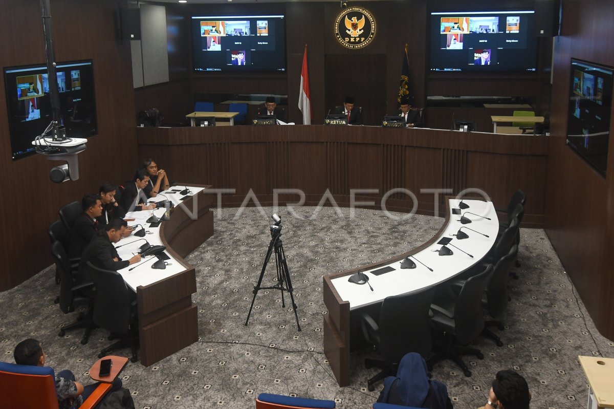 DKPP vonis Ketua KPU langgar etik | ANTARA Foto DKPP vonis Ketua KPU langgar etik | ANTARA Foto