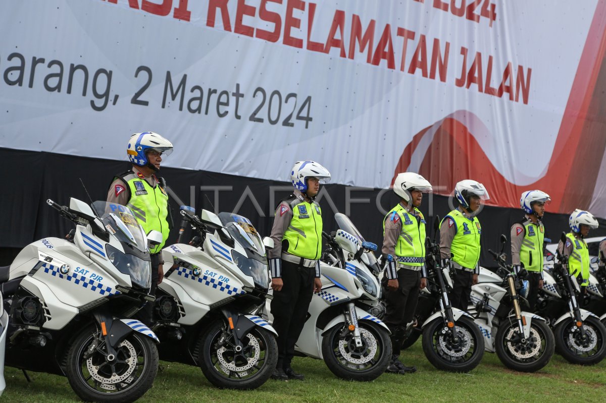 Gelar pasukan Operasi Keselamatan Candi 2024 | ANTARA Foto
