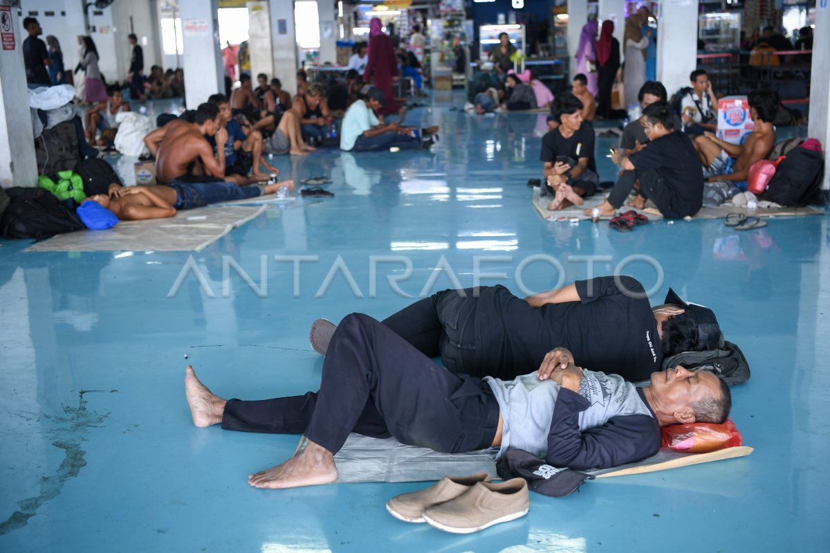 Awal mudik di Pelabuhan Tanjung Priok Jakarta | ANTARA Foto