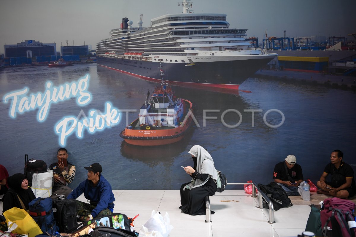 Arus mudik di Pelabuhan Tanjung Priok | ANTARA Foto