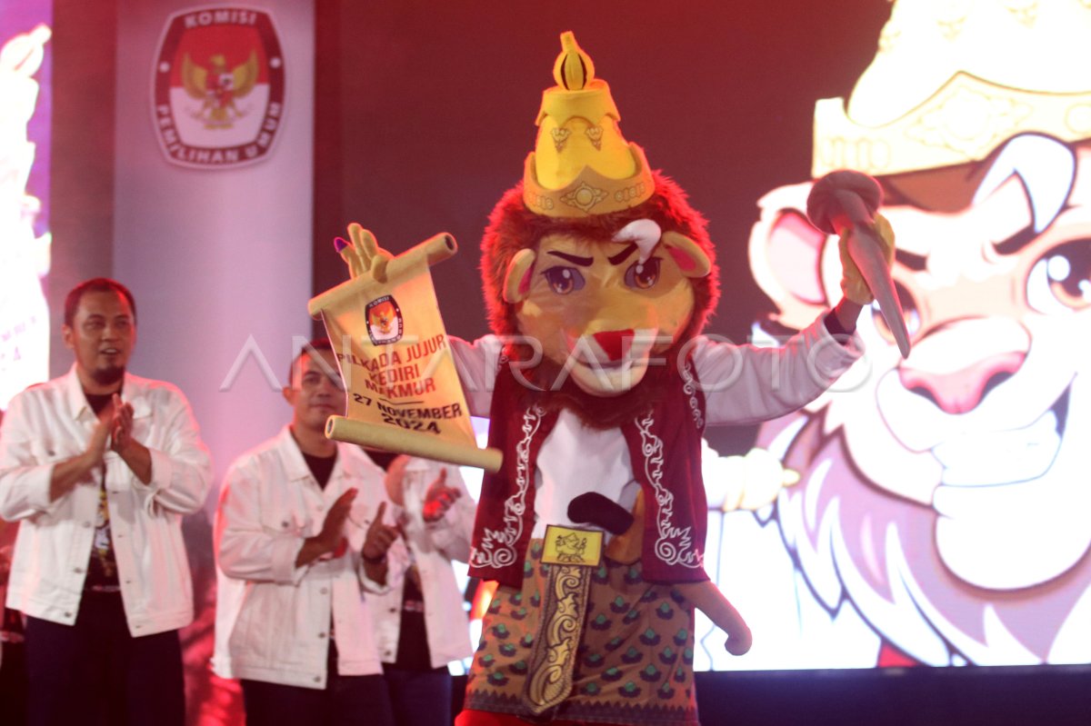 Peluncuran maskot pilkada Kediri 2024 | ANTARA Foto