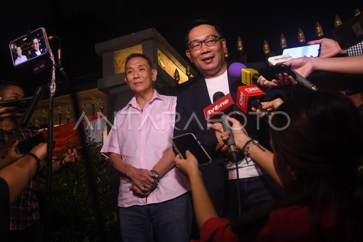 Ridwan Kamil dan Jusuf Hamka temui Airlangga | ANTARA Foto