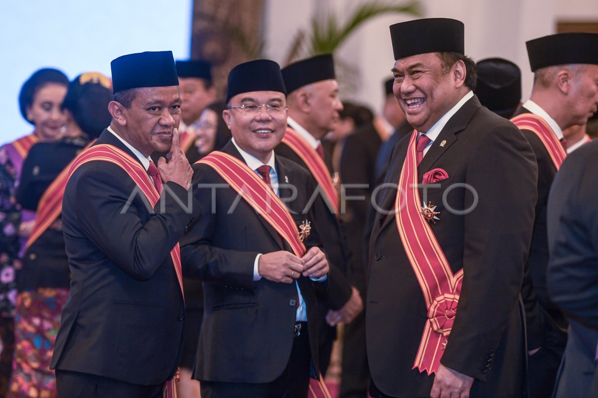 Upacara penganugerahan Tanda Kehormatan | ANTARA Foto