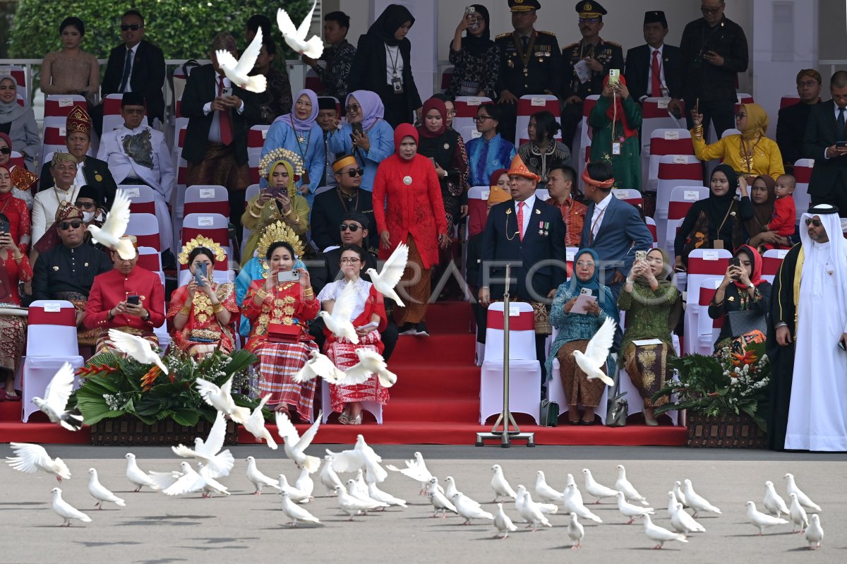 Upacara Detik Detik Proklamasi Di Istana Merdeka Jakarta Antara Foto