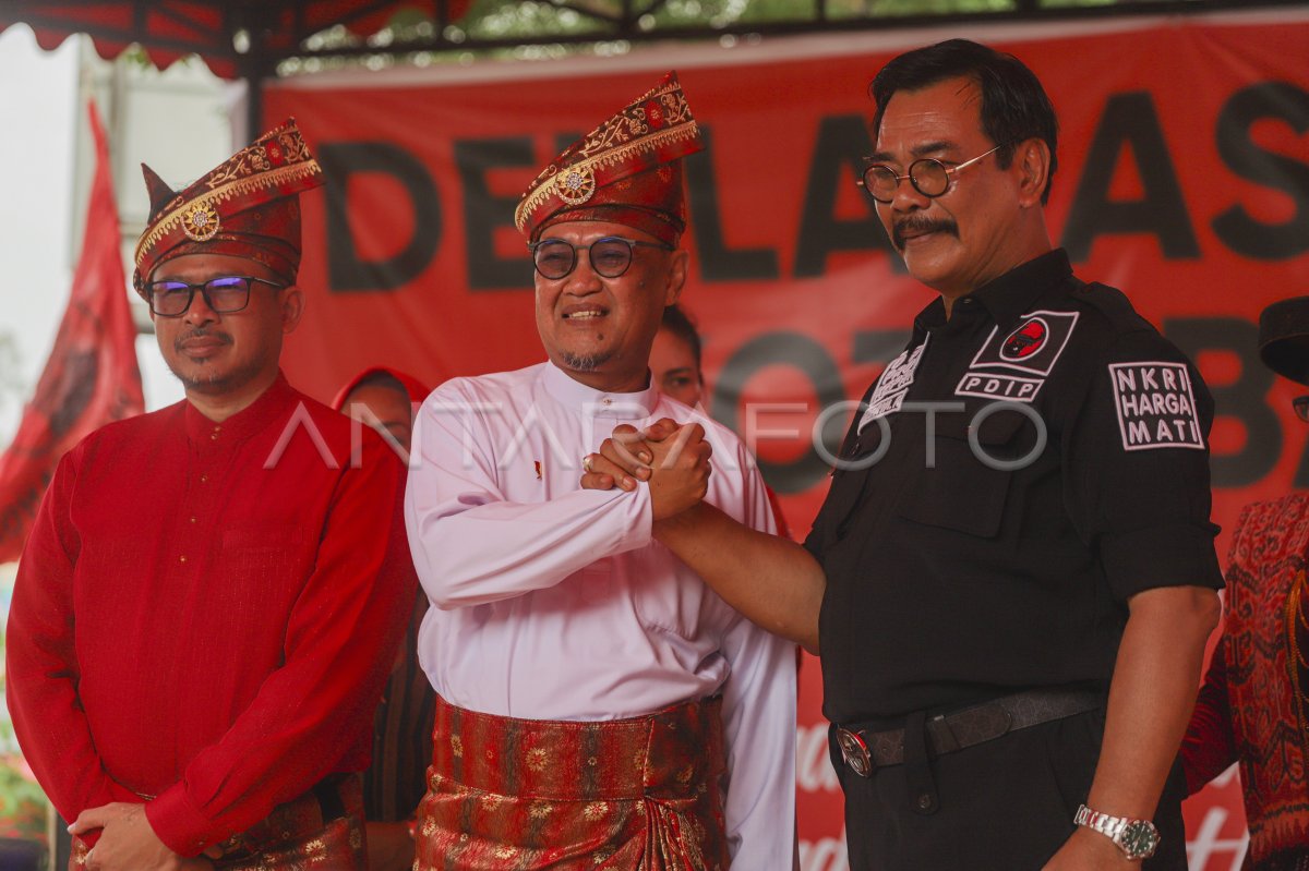 Deklarasi bakal calon Wali Kota Batam | ANTARA Foto Deklarasi bakal calon Wali Kota Batam | ANTARA Foto
