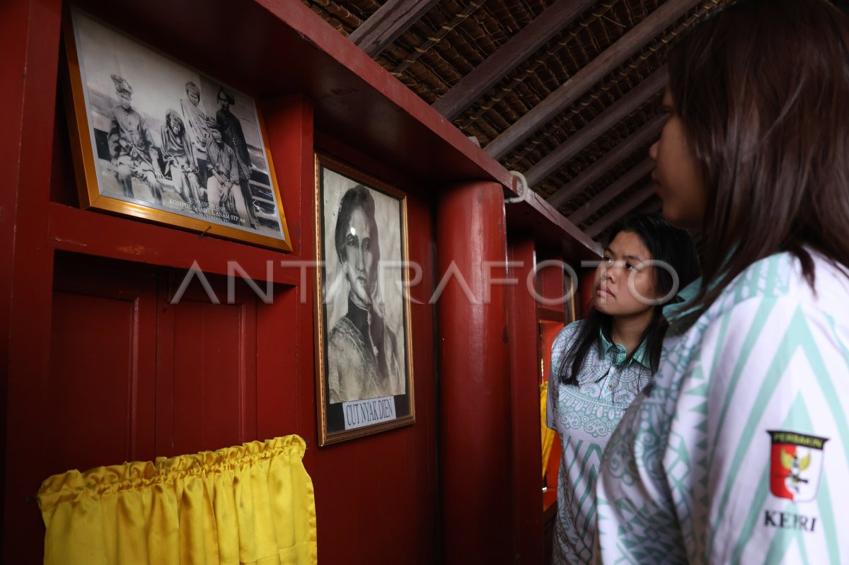 Rumah Cut Nyak Dhien jadi tujuan wisata saat PON XXI | ANTARA Foto Rumah Cut Nyak Dhien jadi tujuan wisata saat PON XXI | ANTARA Foto