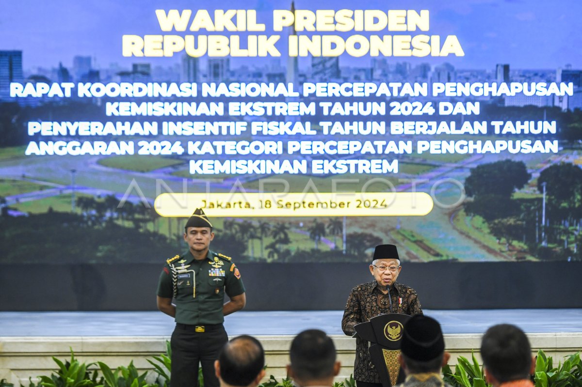Rapat koordinasi Percepatan Penghapusan Kemiskinan Ekstrem | ANTARA Foto