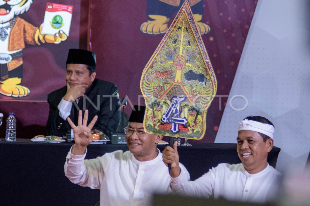 Penepatan nomor urut Cagub dan Cawagub Jabar 2024 | ANTARA Foto