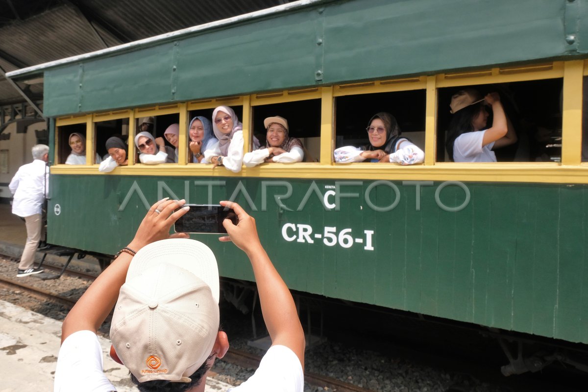 Wisata naik kereta api kuno di Ambarawa | ANTARA Foto