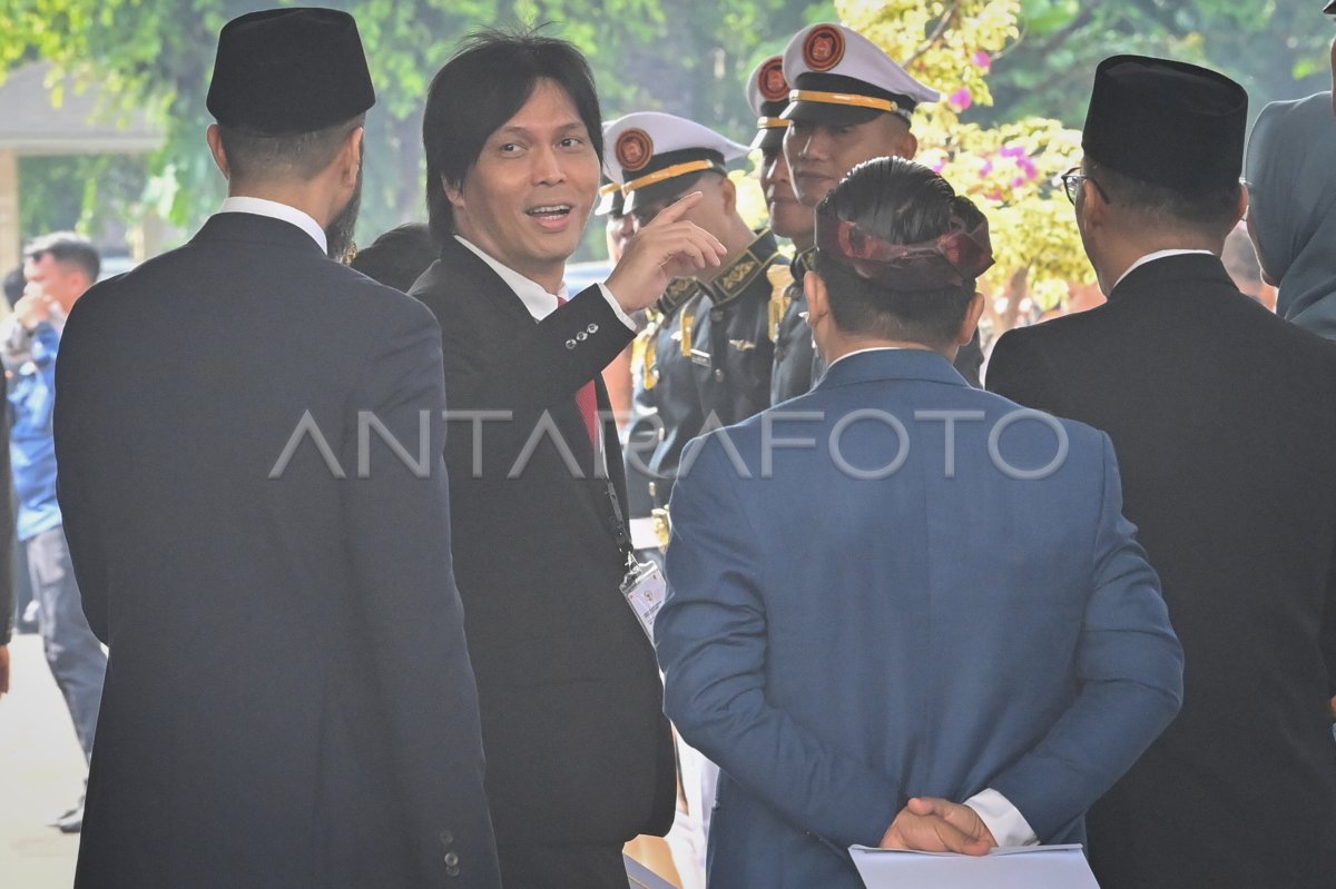 Pelantikan anggota parlemen masa bakti 2024-2029 | ANTARA Foto