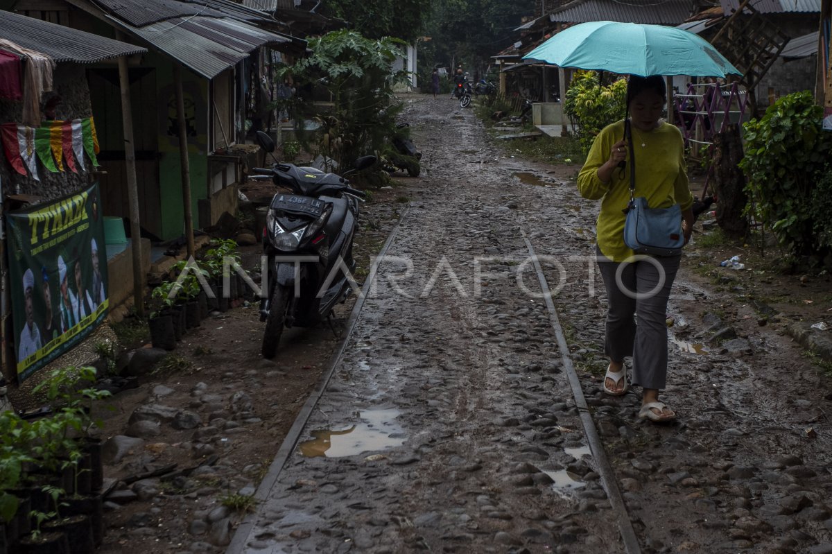 Rencana reaktivasi jalur kereta api Rangkasbitung-Labuan | ANTARA Foto Rencana reaktivasi jalur kereta api Rangkasbitung-Labuan | ANTARA Foto