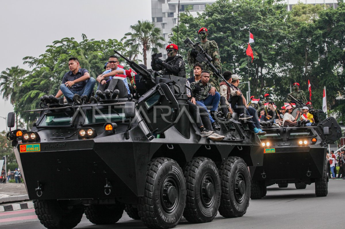 Parade Alutsista HUT ke-79 TNI | ANTARA Foto