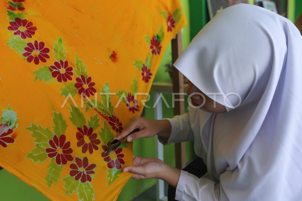 Pelajar difabel peringati Hari Sumpah Pemuda | ANTARA Foto
