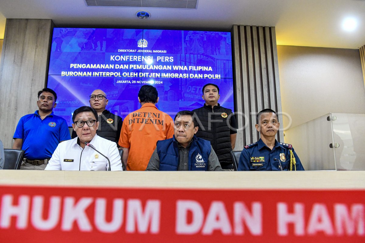 Pengamanan dan pemulangan WNA Filipina buronan interpol | ANTARA Foto