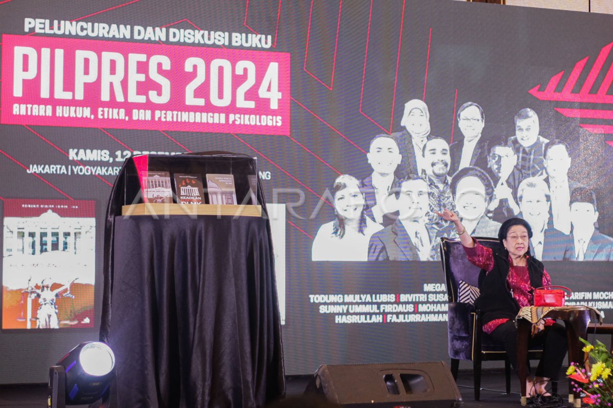 Megawati hadiri peluncuran buku Todung Mulya Lubis | ANTARA Foto