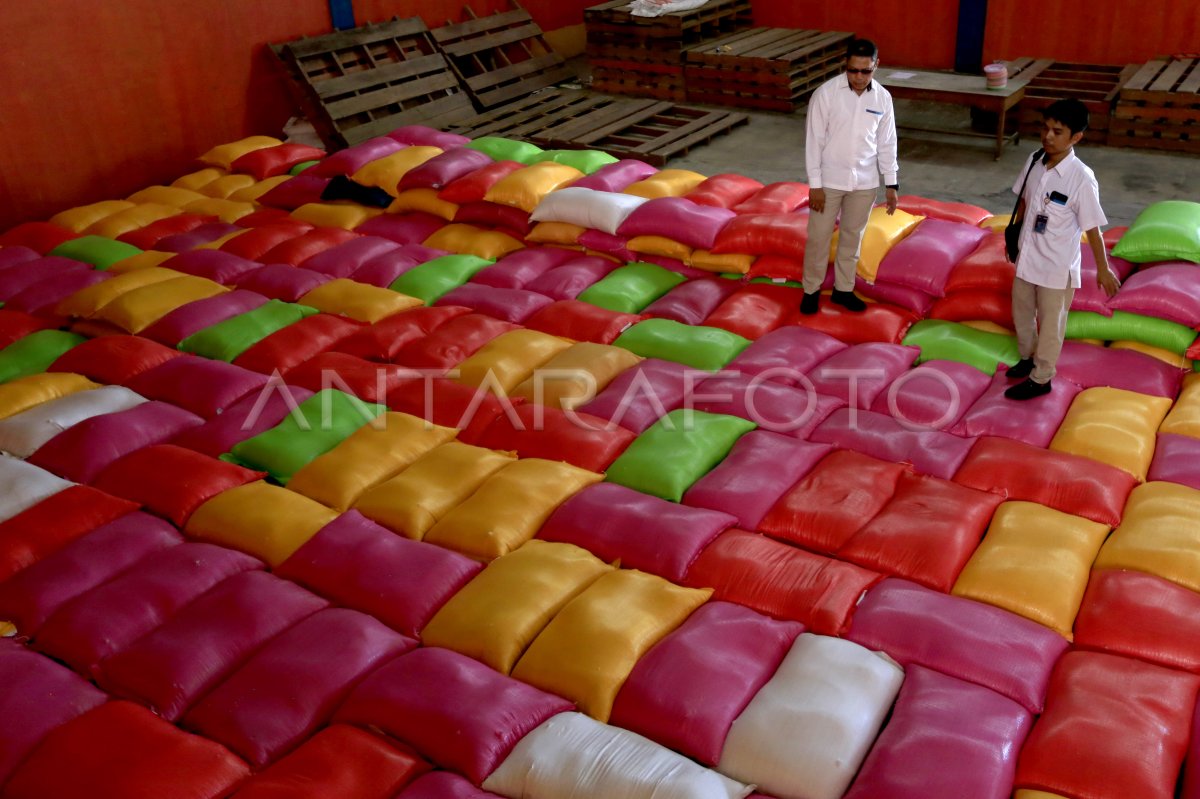 Stok beras Bulog di Gorontalo | ANTARA Foto