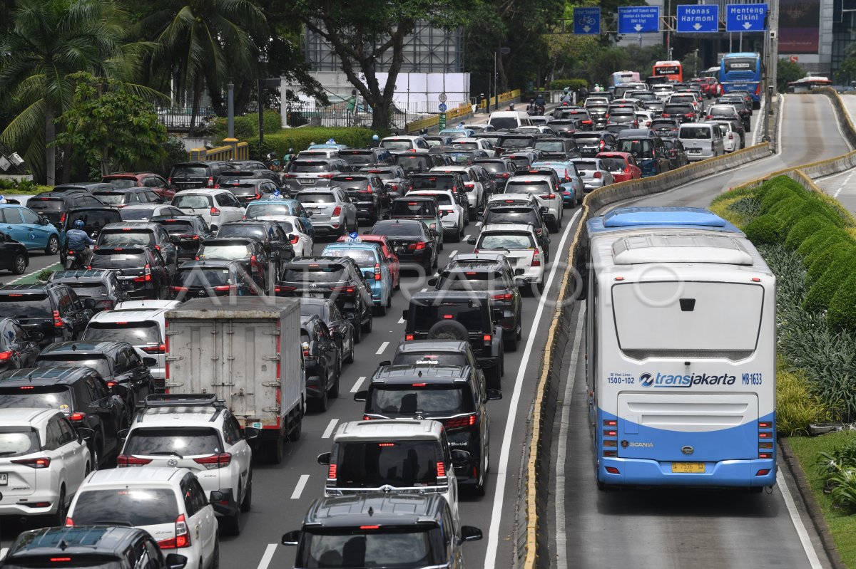 La densidad vial del protocolo de Yakarta durante las vacaciones nataru ...