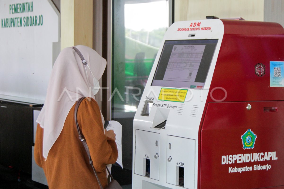 Mal Pelayanan Publik Sidoarjo | ANTARA Foto