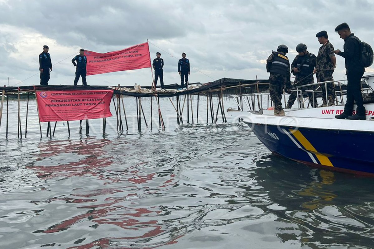 KKP segel pagar laut Tangerang | ANTARA Foto