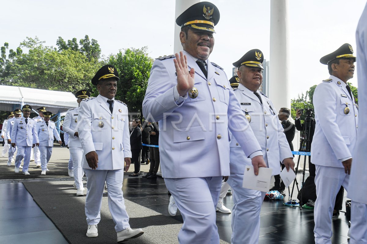 Pelantikan kepala daerah | ANTARA Foto
