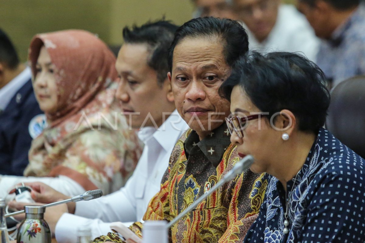 Raker Komisi XII dengan Menteri Lingkungan Hidup | ANTARA Foto
