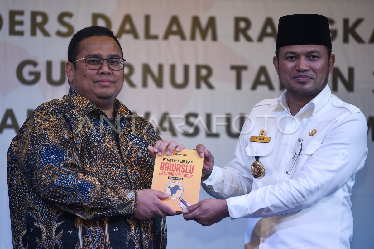 Peluncuran buku Bawaslu Kalimantan Timur | ANTARA Foto