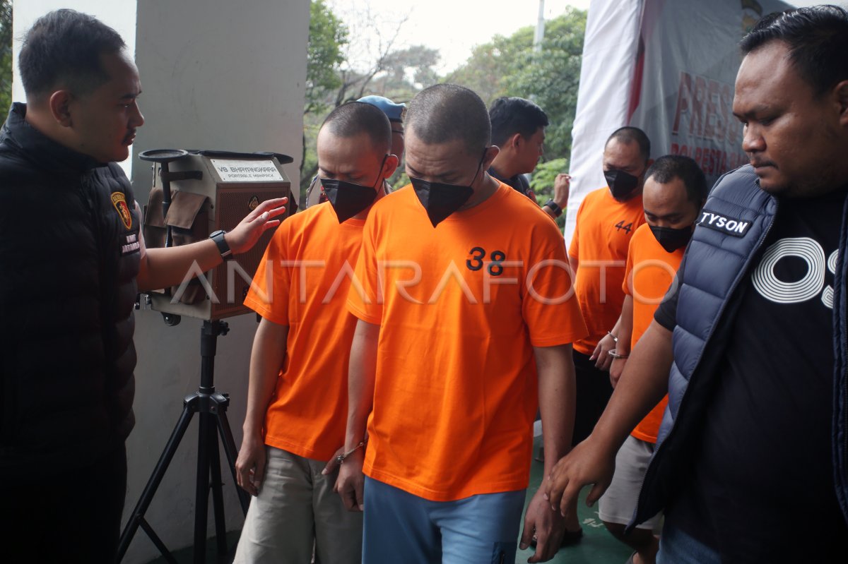 Pengungkapan kejahatan TPPO berkedok umrah | ANTARA Foto