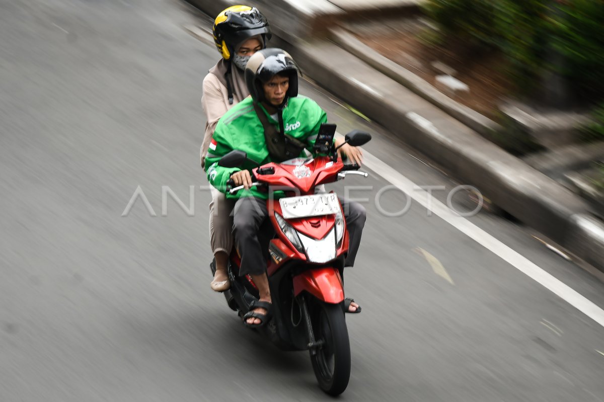 Presiden Prabowo imbau pemberian THR bagi ojol dan kurir | ANTARA Foto