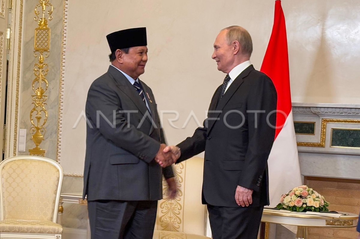 Pertemuan bilateral Presiden Prabowo dengan Presiden Putin | ANTARA Foto