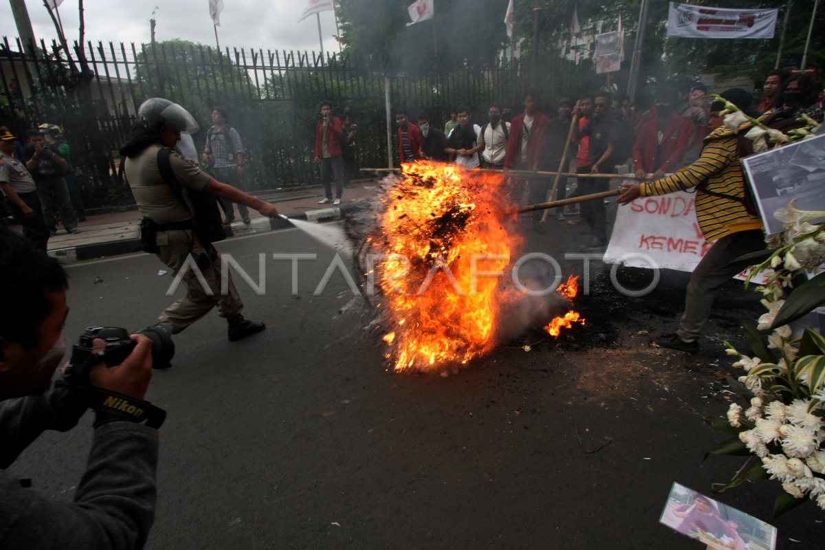 AKSI SOLIDARITAS SONDANG | ANTARA Foto