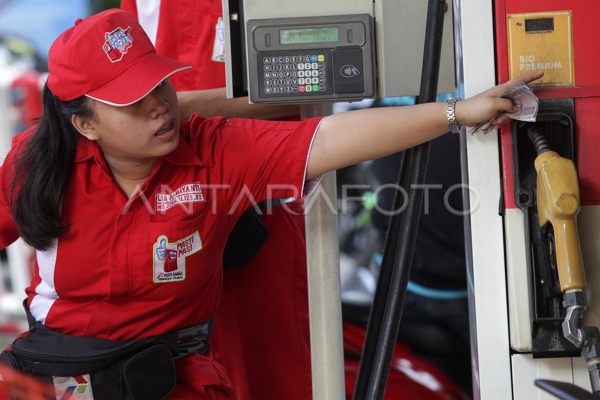 PREMIUM AKAN DIHAPUS | ANTARA Foto