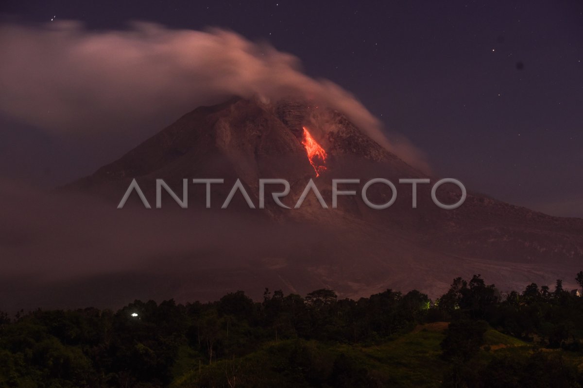 GUGURAN KUBA LAVA GUNUNG SINABUNG | ANTARA Foto GUGURAN KUBA LAVA GUNUNG SINABUNG | ANTARA Foto