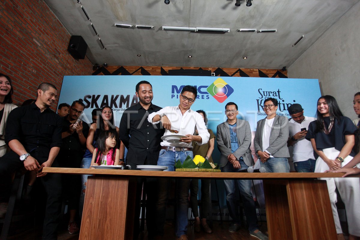 CARTINI FILM AND SKAKMAT | ANTARA Foto