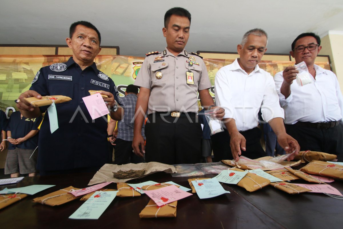 PENGUNGKAPAN KASUS NARKOBA DI JAKARTA | ANTARA Foto