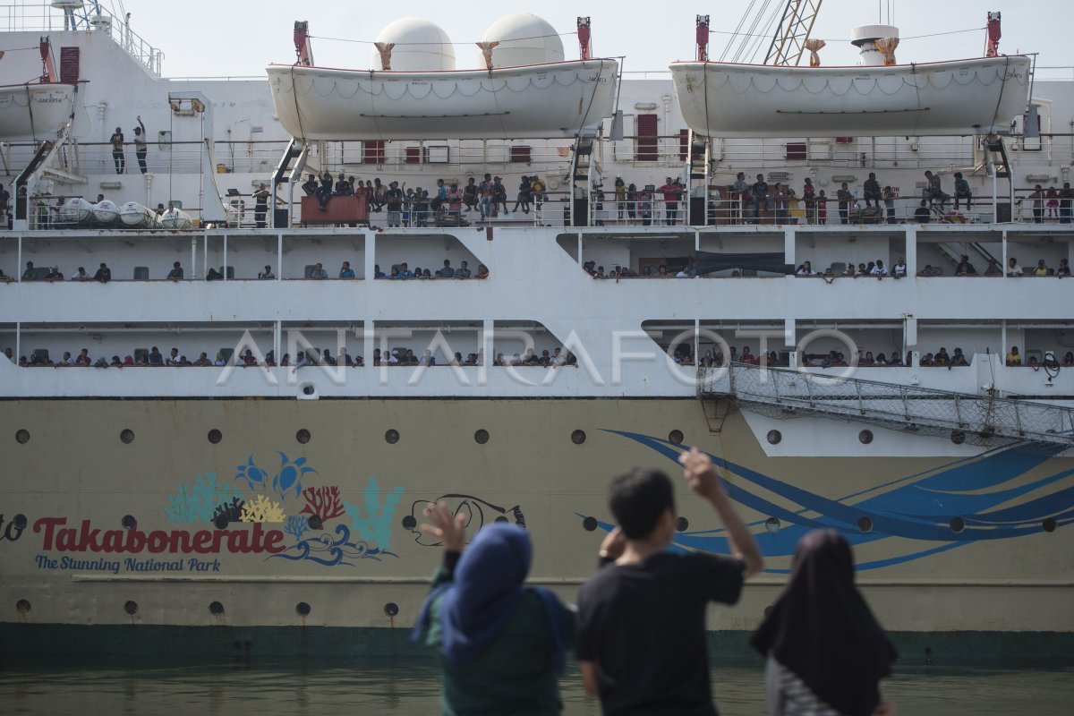 MUDIK DARI TANJUNG PRIOK | ANTARA Foto