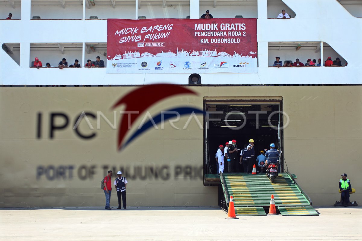 ARUS MUDIK PELABUHAN TANJUNG PRIOK | ANTARA Foto