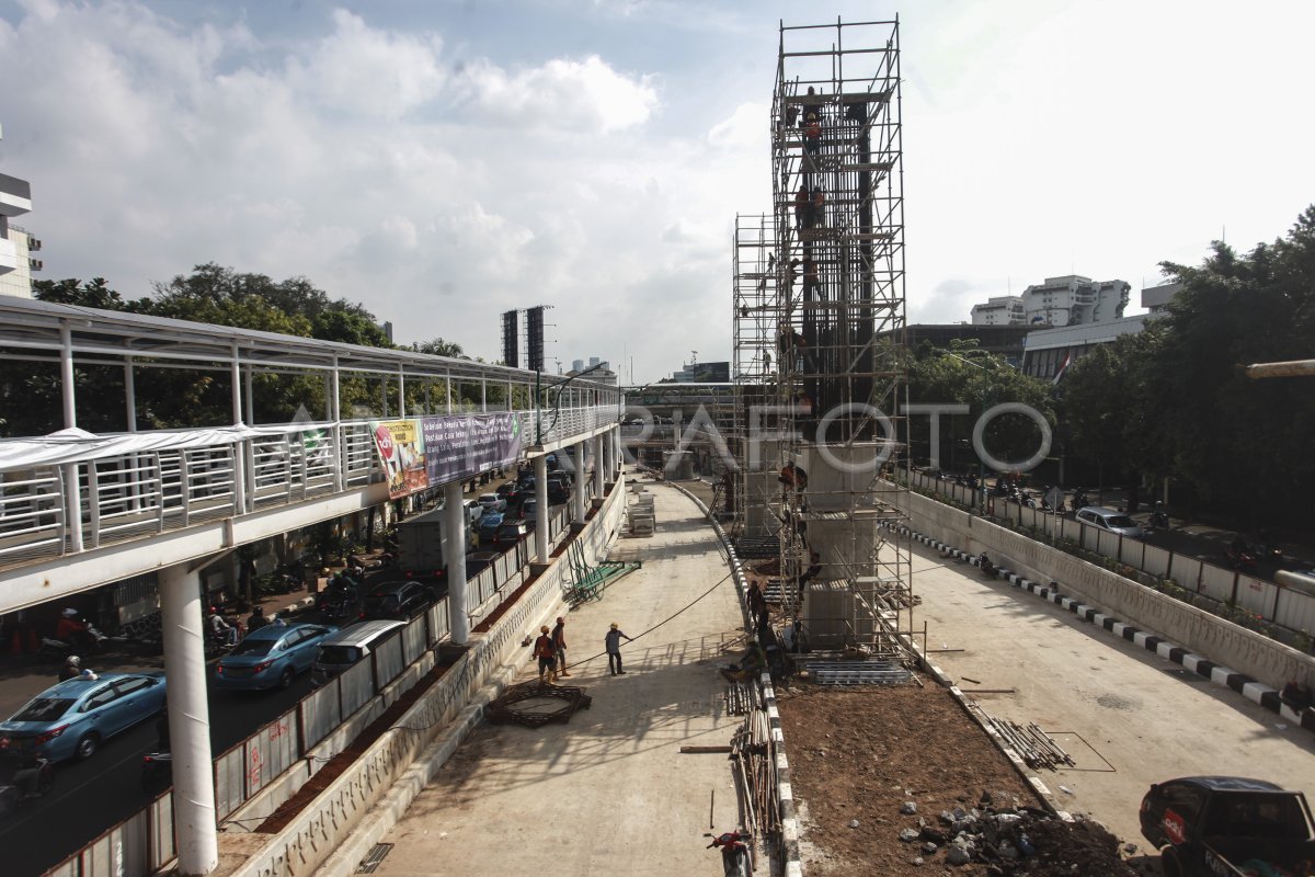 DESARROLLO LRT JABODEBEK SECOND STAGE | ANTARA Foto DESARROLLO LRT JABODEBEK SECOND STAGE | ANTARA Foto