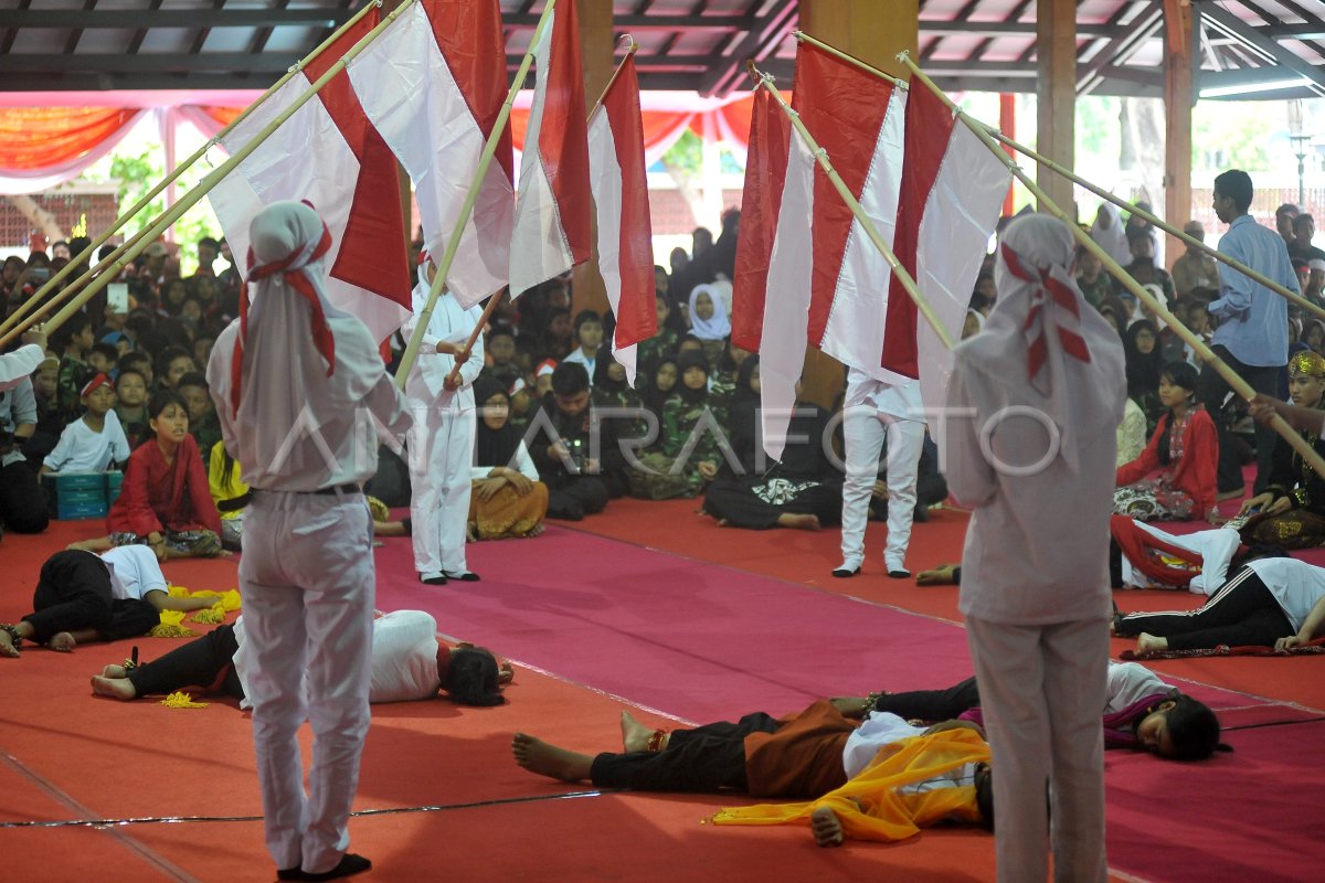 SEKOLAH KEBANGSAAN | ANTARA Foto