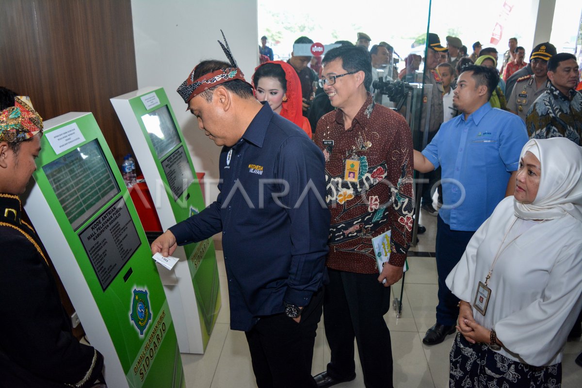 PERESMIAN MAL PELAYANAN PUBLIK | ANTARA Foto