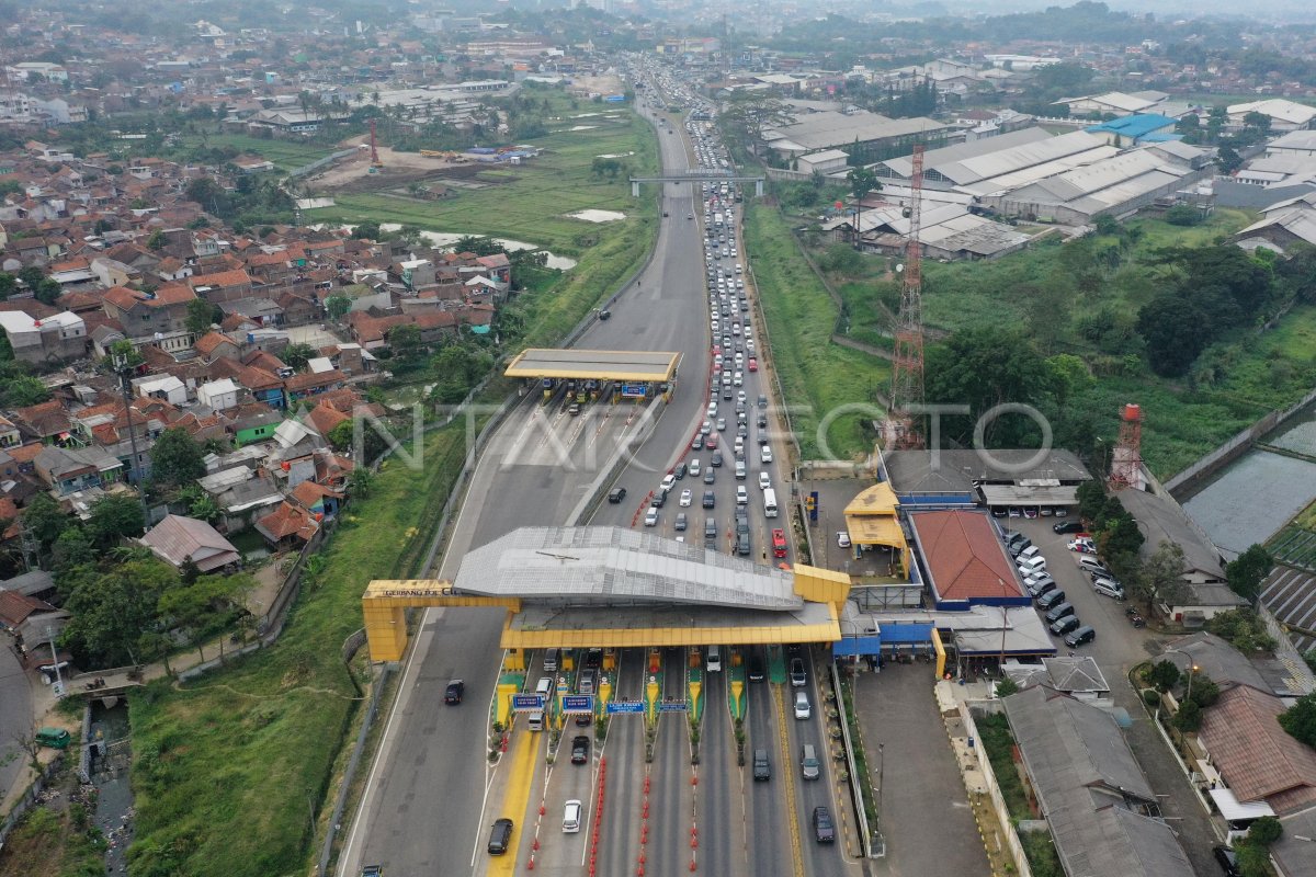 ARUS BALIK TOL PURBALEUNYI | ANTARA Foto