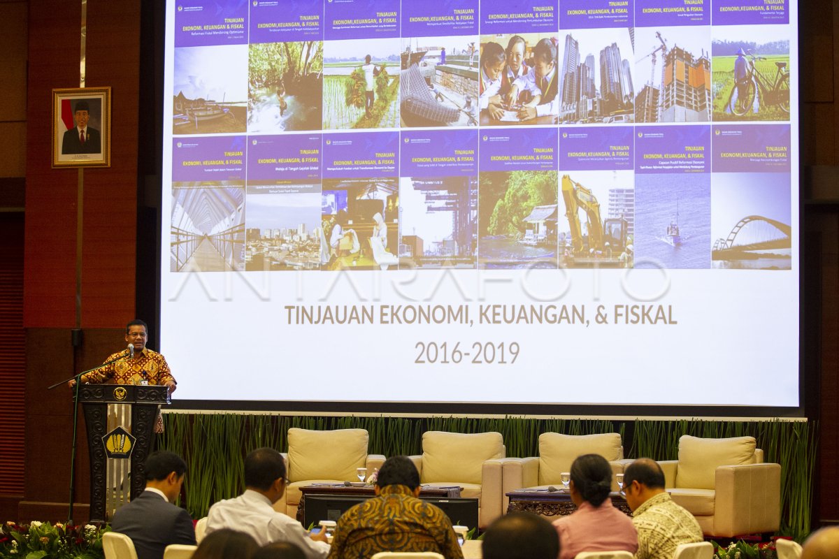 INDONESIAN ECONOMY DISCUSSION | ANTARA Foto INDONESIAN ECONOMY DISCUSSION | ANTARA Foto