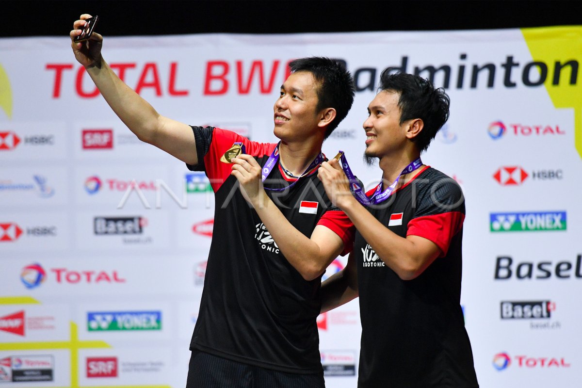 AHSAN/HENDRA WORLD CHAMPION | ANTARA Foto