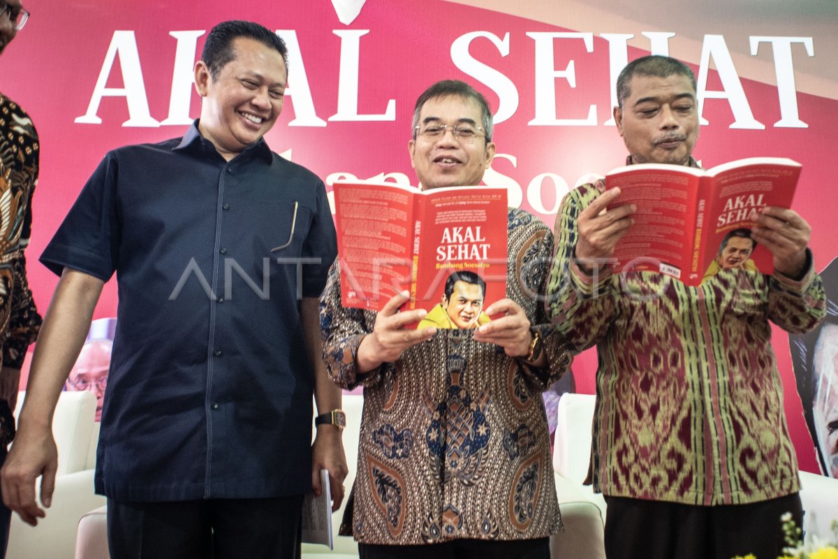 PELUNCURAN BUKU KARYA BAMBANG SOESATYO | ANTARA Foto