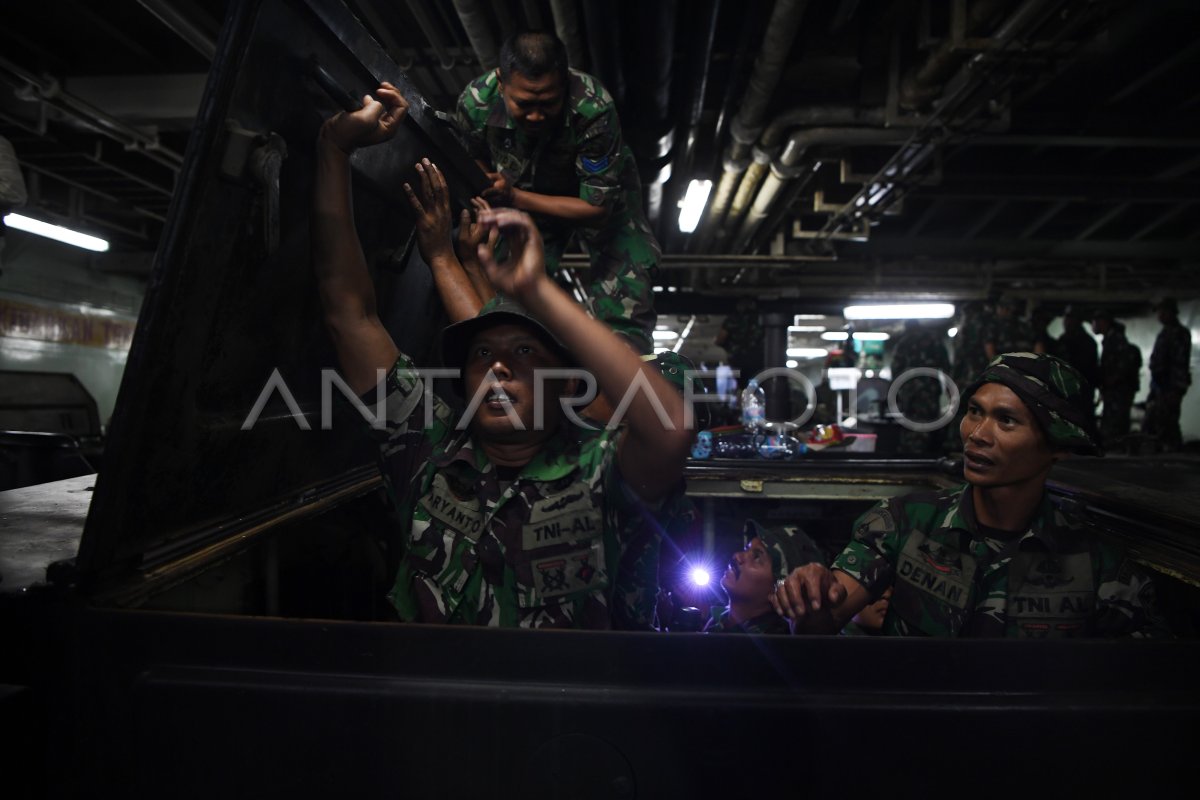 LATIHAN GABUNGAN TNI | ANTARA Foto