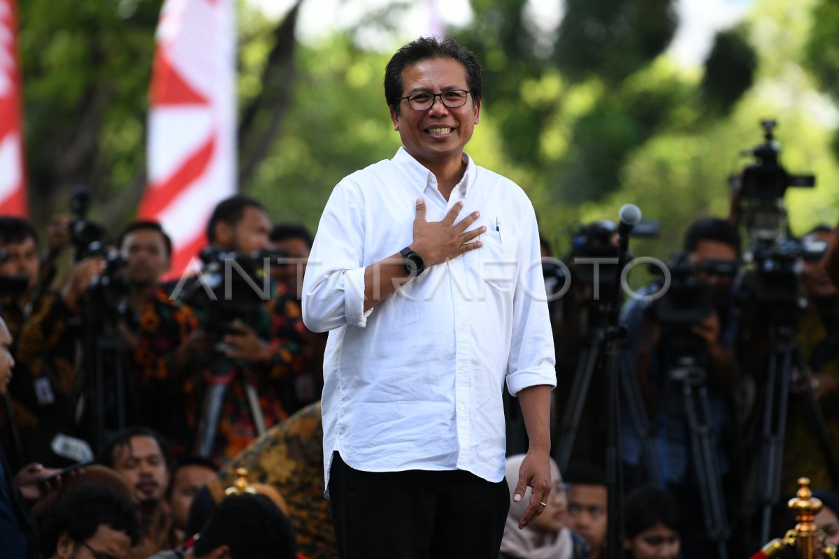 FADJROEL RACHMAN DATANG KE ISTANA KEPRESIDENAN | ANTARA Foto